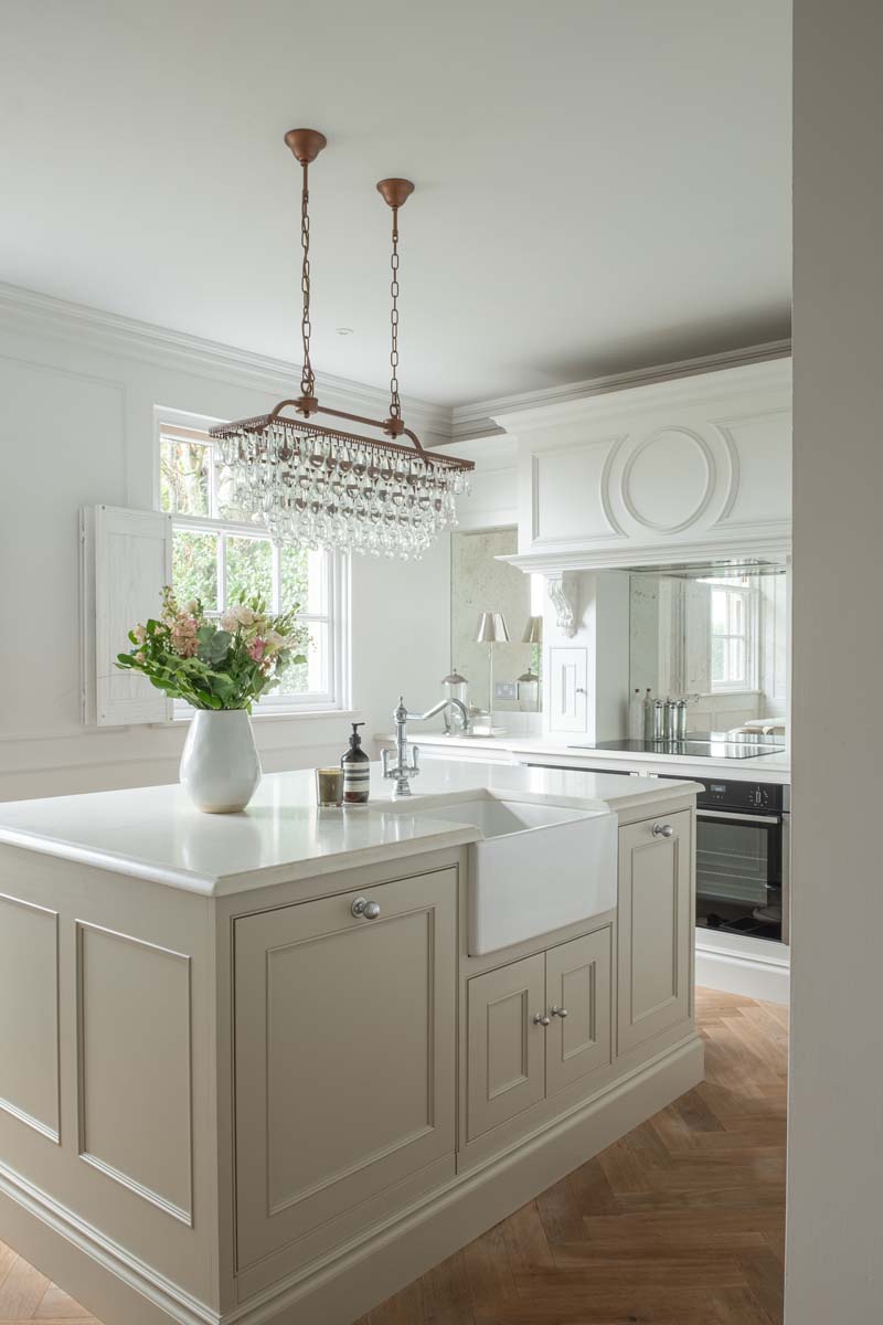 Transform your kitchen with these cabinet handle ideas